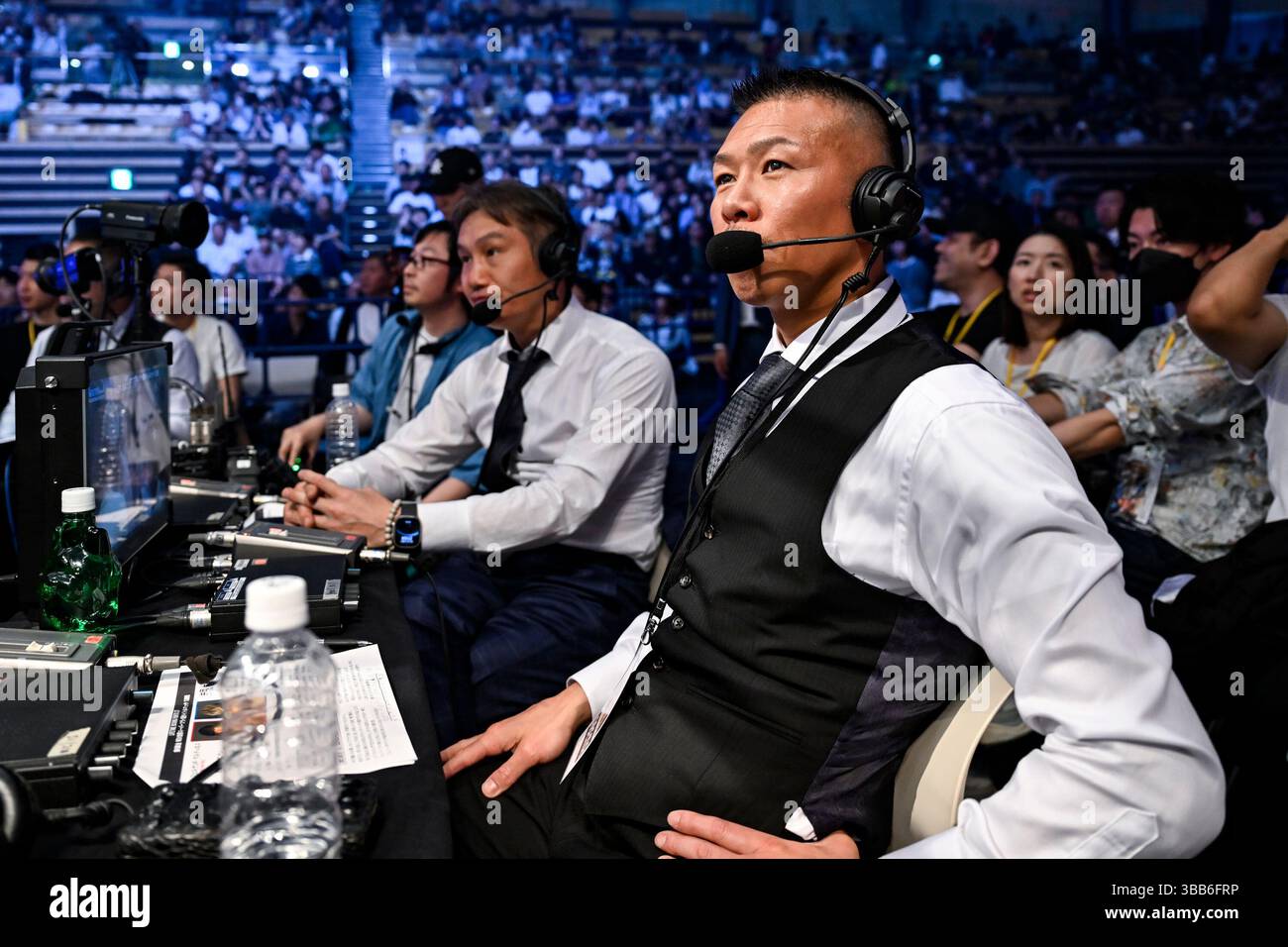 Tokyo, Japan. 11th May, 2025. Japanese former professional boxers ...