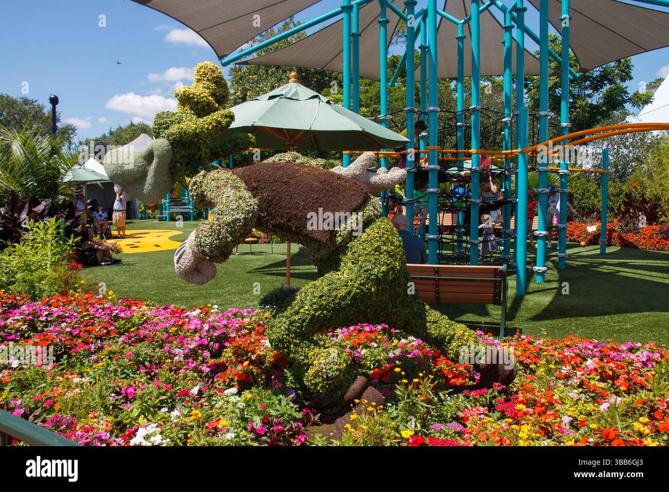 The Goofy cartoon character, flower and garden topiary festival, Epcot ...