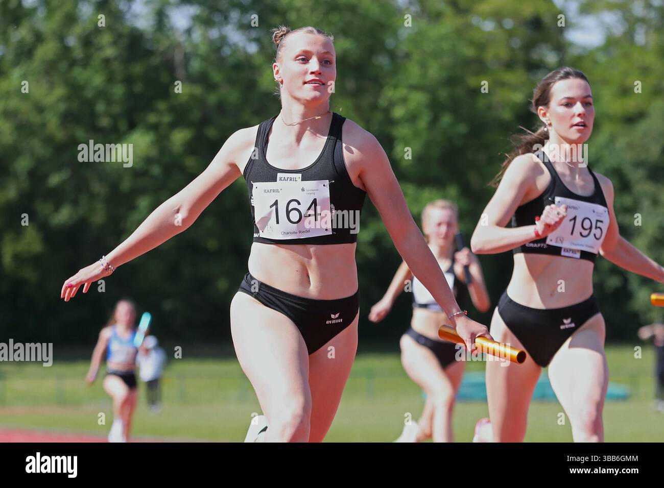 Leipzig, Deutschland. 14th May, 2025. Charlotte Riedel (164, SC DHfK Leipzig), 4x 100m-Staffel ...