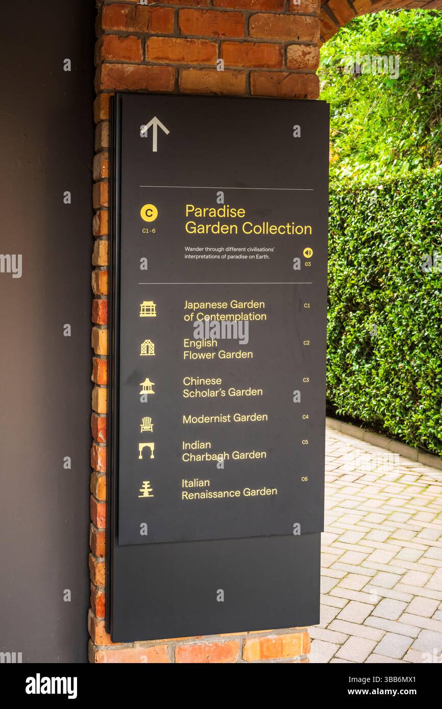 Hamilton garden interpretive sign hi-res stock photography and images ...