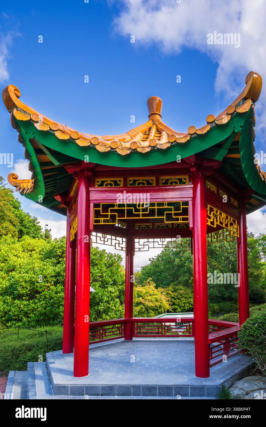Traditional red Ting Pavilion in the Chinese Scholars' Garden, Hamilton ...