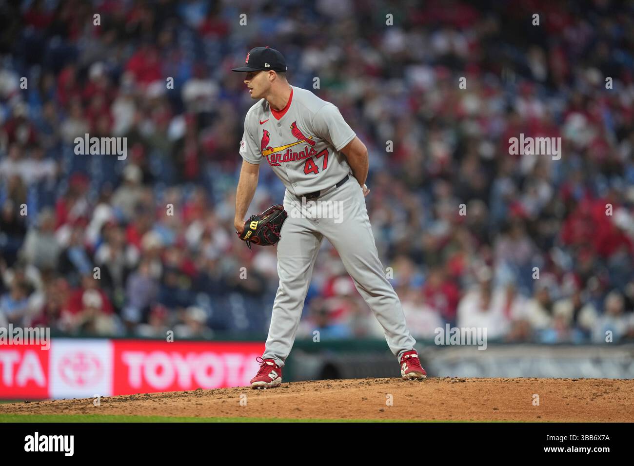 St. Louis Cardinals' John King plays during the second baseball game of ...