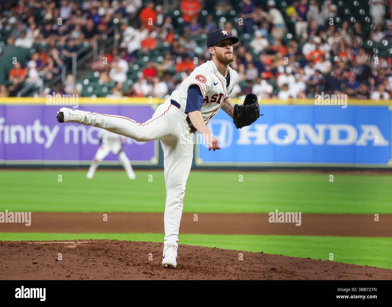 HOUSTON, TX - MAY 14: Houston Astros relief pitcher Shawn Dubin (66 ...