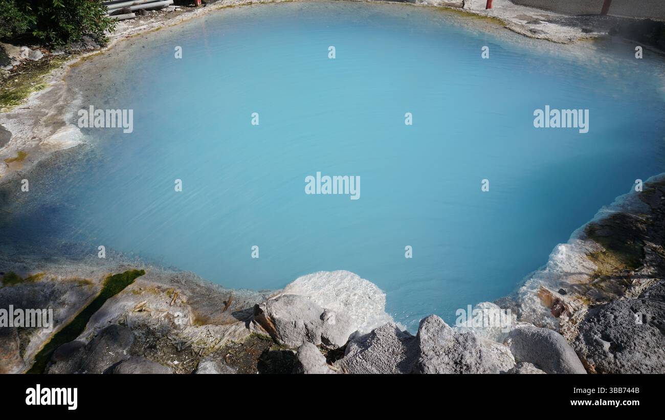 Beppu Jigokudani (Hell Valley) – Volcanic Hot Springs and Geothermal ...