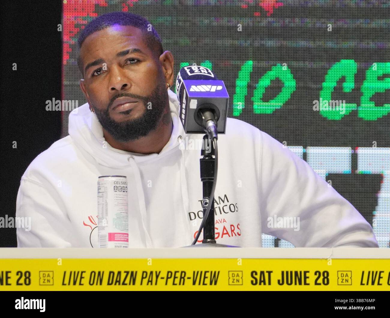 Los Angeles, USA. 14th May, 2025. Yuniel Dorticos at the Jake Paul vs ...