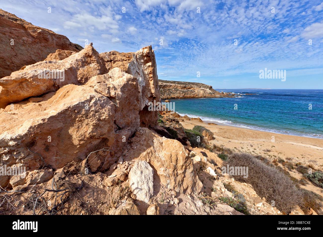 Heart bay clifftop view scenic seascape foot prints footprints hi-res ...