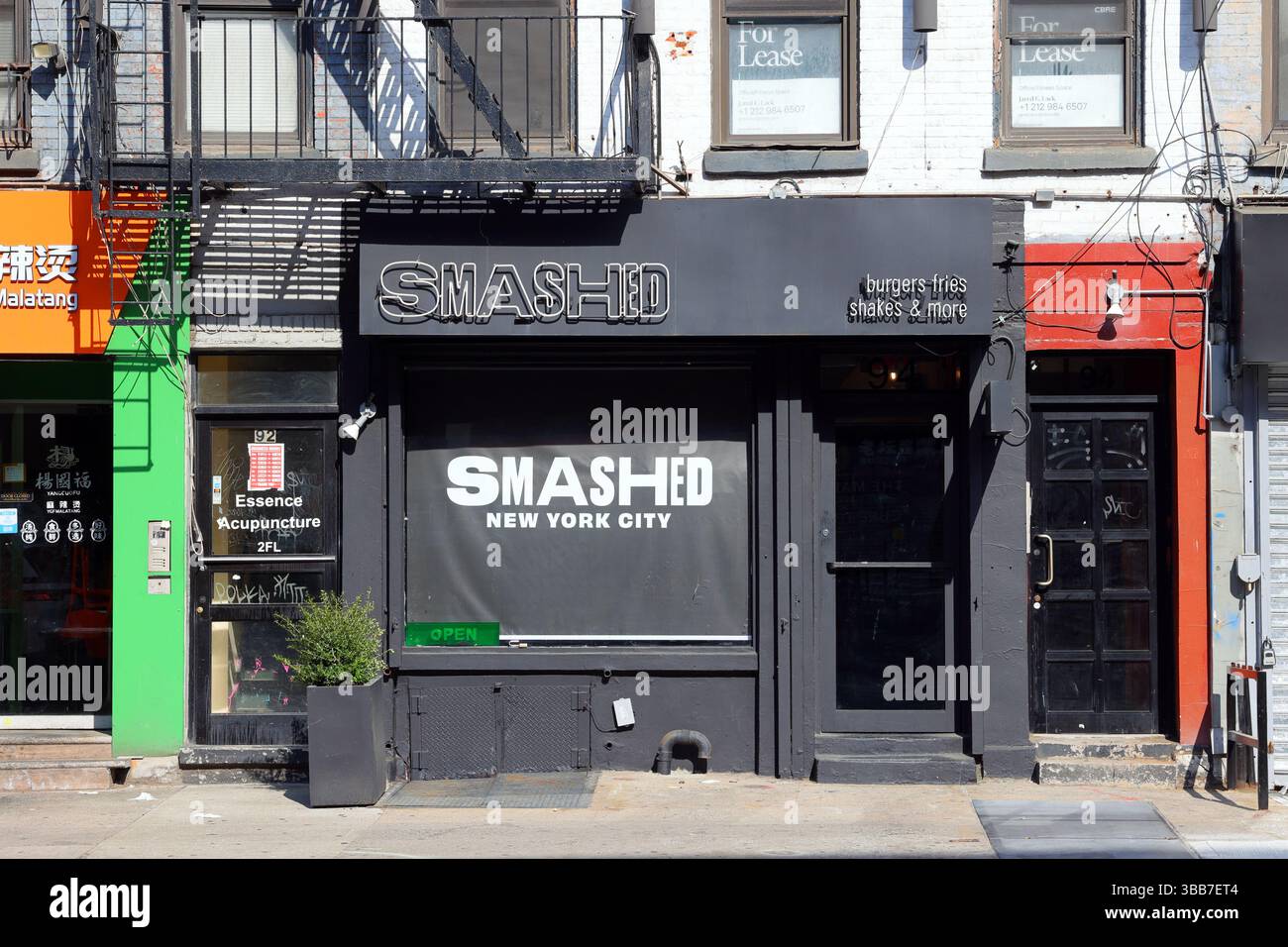 Smashed, 94 3rd Ave, New York, NYC storefront of a burger restaurant in ...