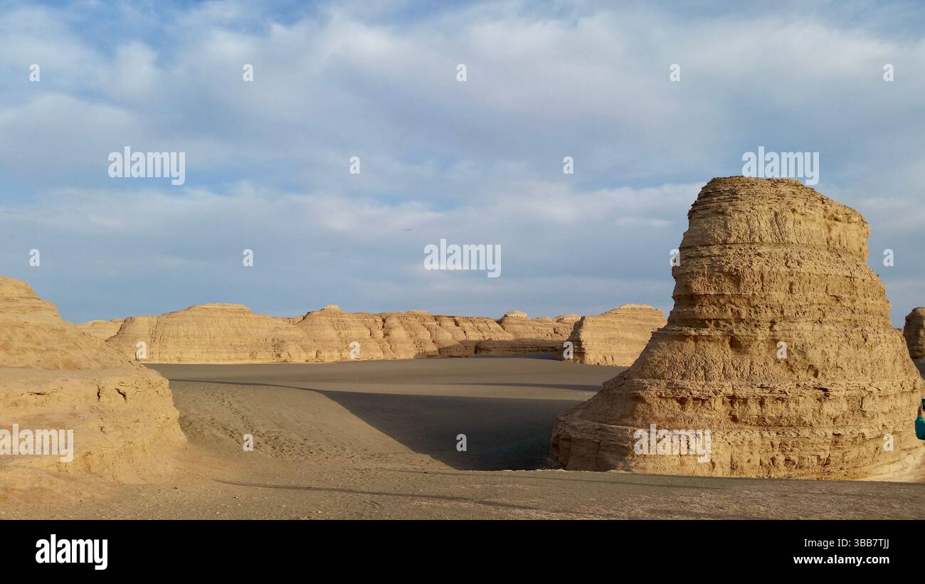Dunhuang Yadan National Geopark: Dramatic Rock Formations in China's ...