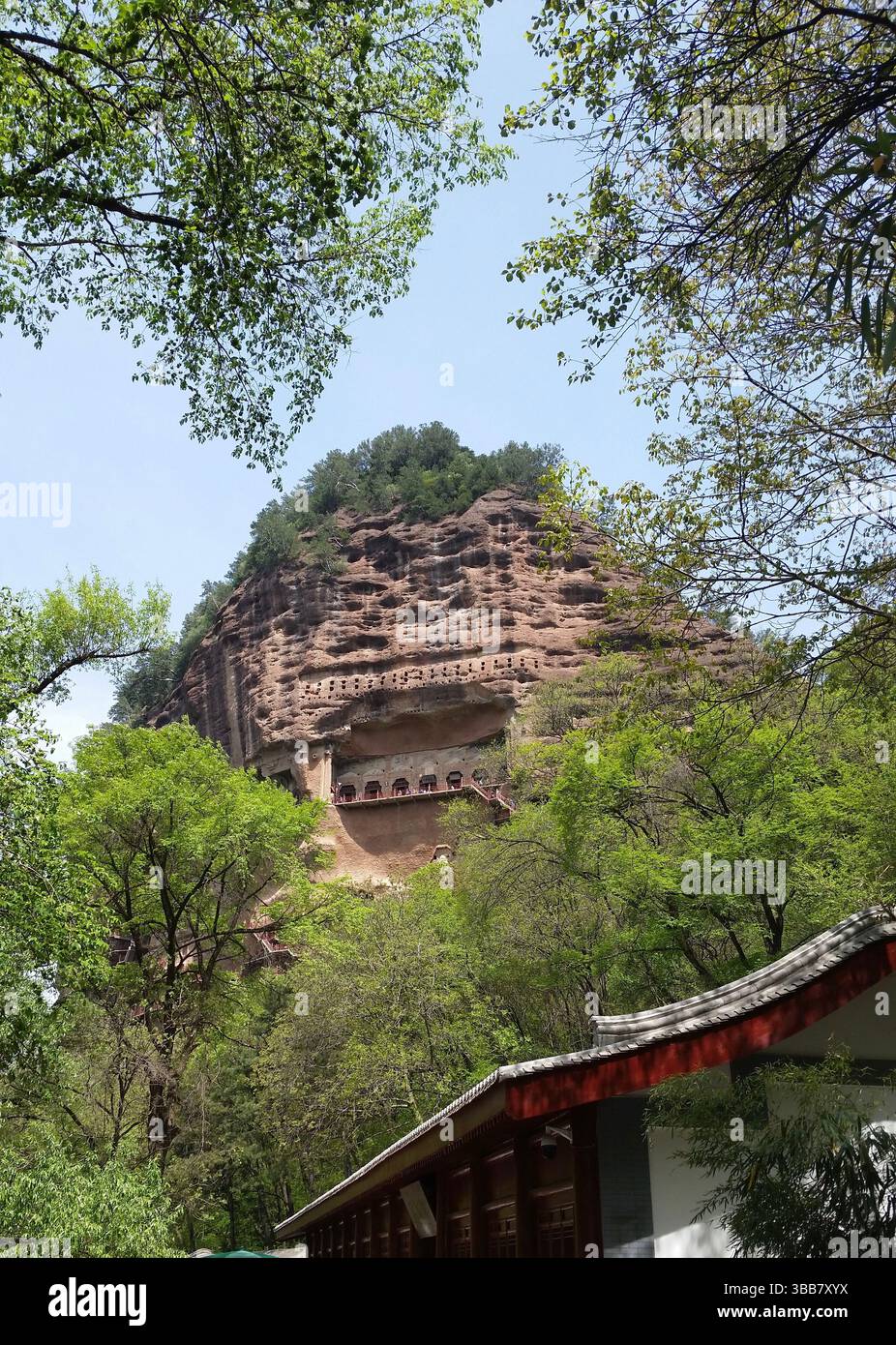 Maijishan Grottoes: Ancient Buddhist Sculptures on the Cliffside of ...