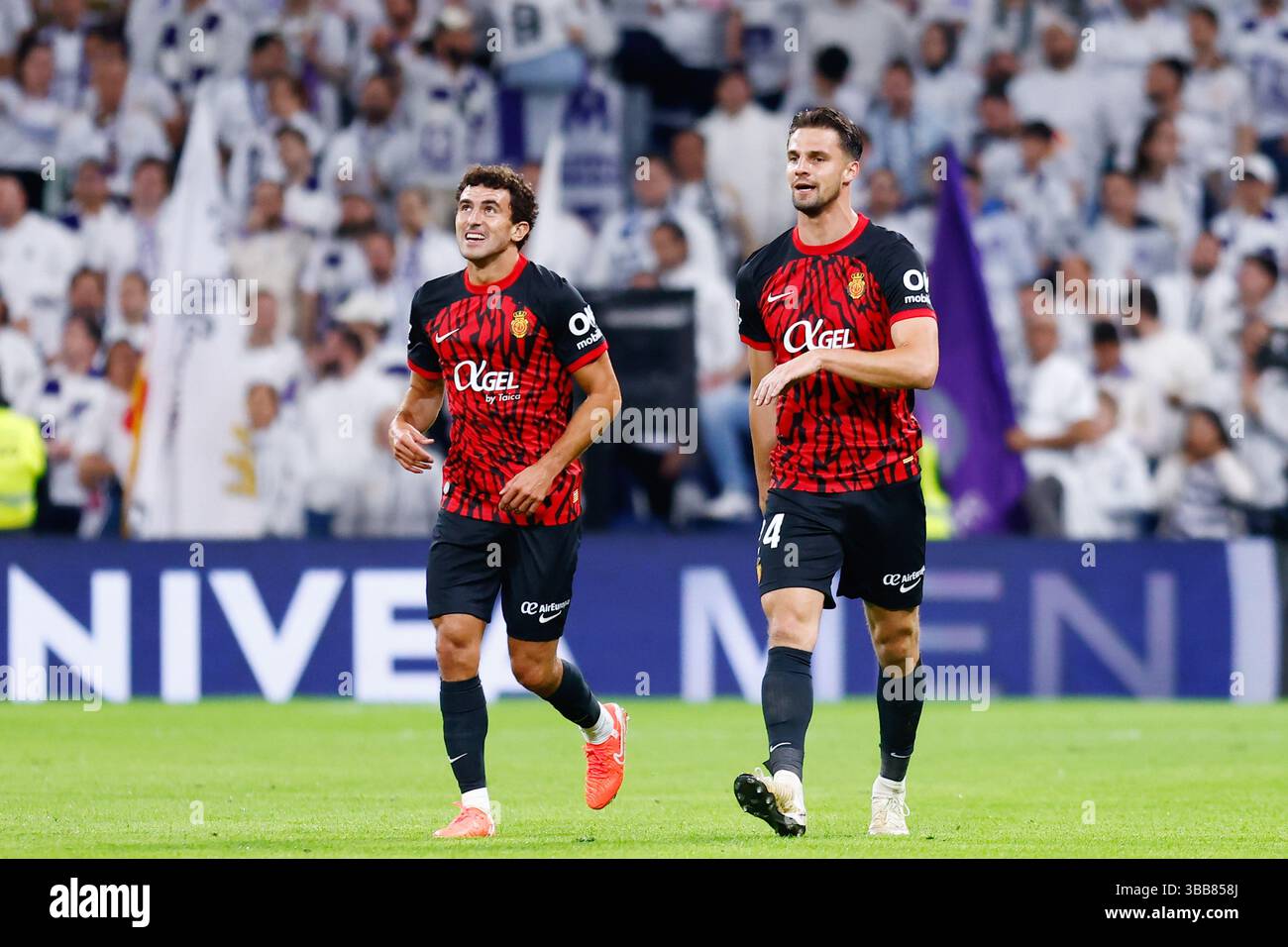Martin Valjent of RCD Mallorca celebrates a goal 0-1 with Mateu Morey ...