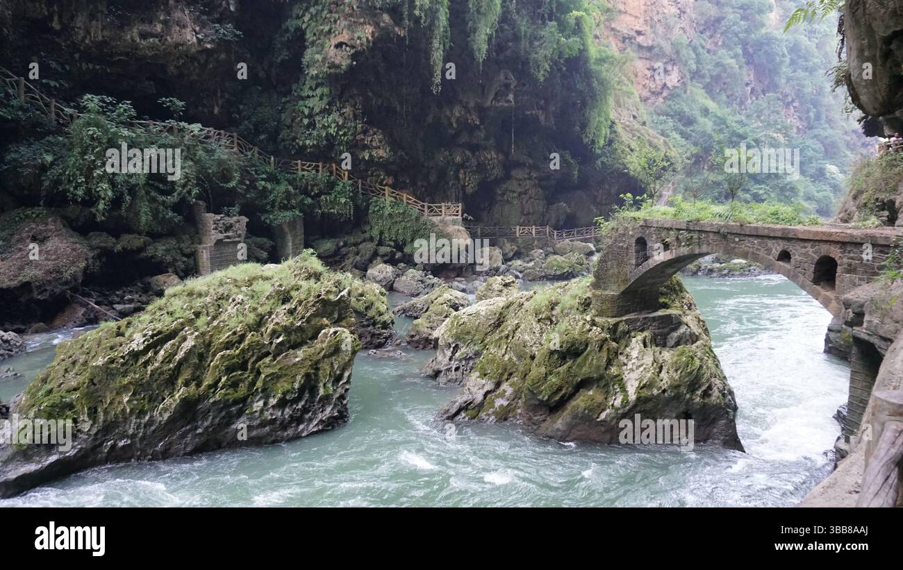 Malinghe Canyon: Majestic Gorge and Waterfalls in Guizhou, China Stock ...