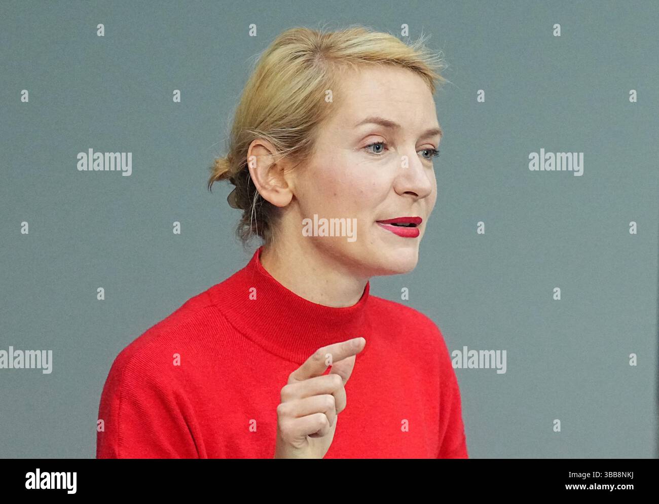 15 May 2025, Berlin: Ines Schwerdtner (Die Linke), speaks to MPs in the ...
