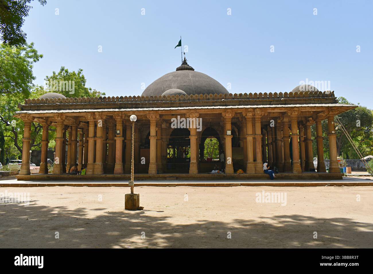Side perspective of Hazrat Mamu Sahab Dargah, a renowned religious ...