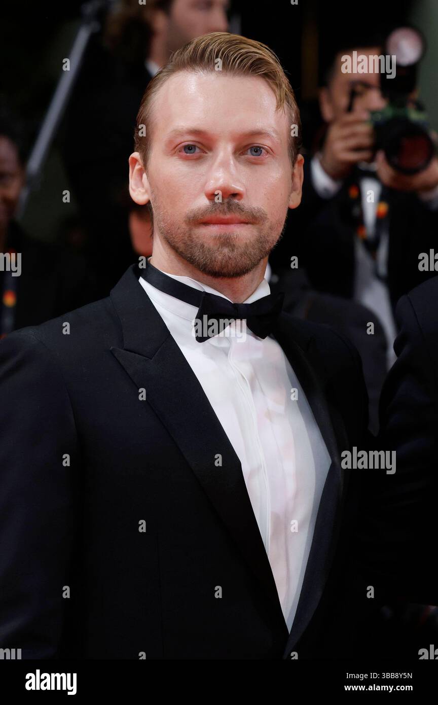 Alexander Kuznetsov bei der Premiere des Kinofilms Two Prosecutors / Zwei Staatsanwälte auf dem ...