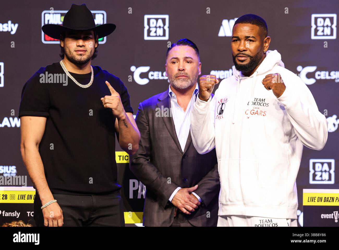 HOLLYWOOD, LOS ANGELES, CALIFORNIA, USA - MAY 14: Gilberto 'Zurdo ...