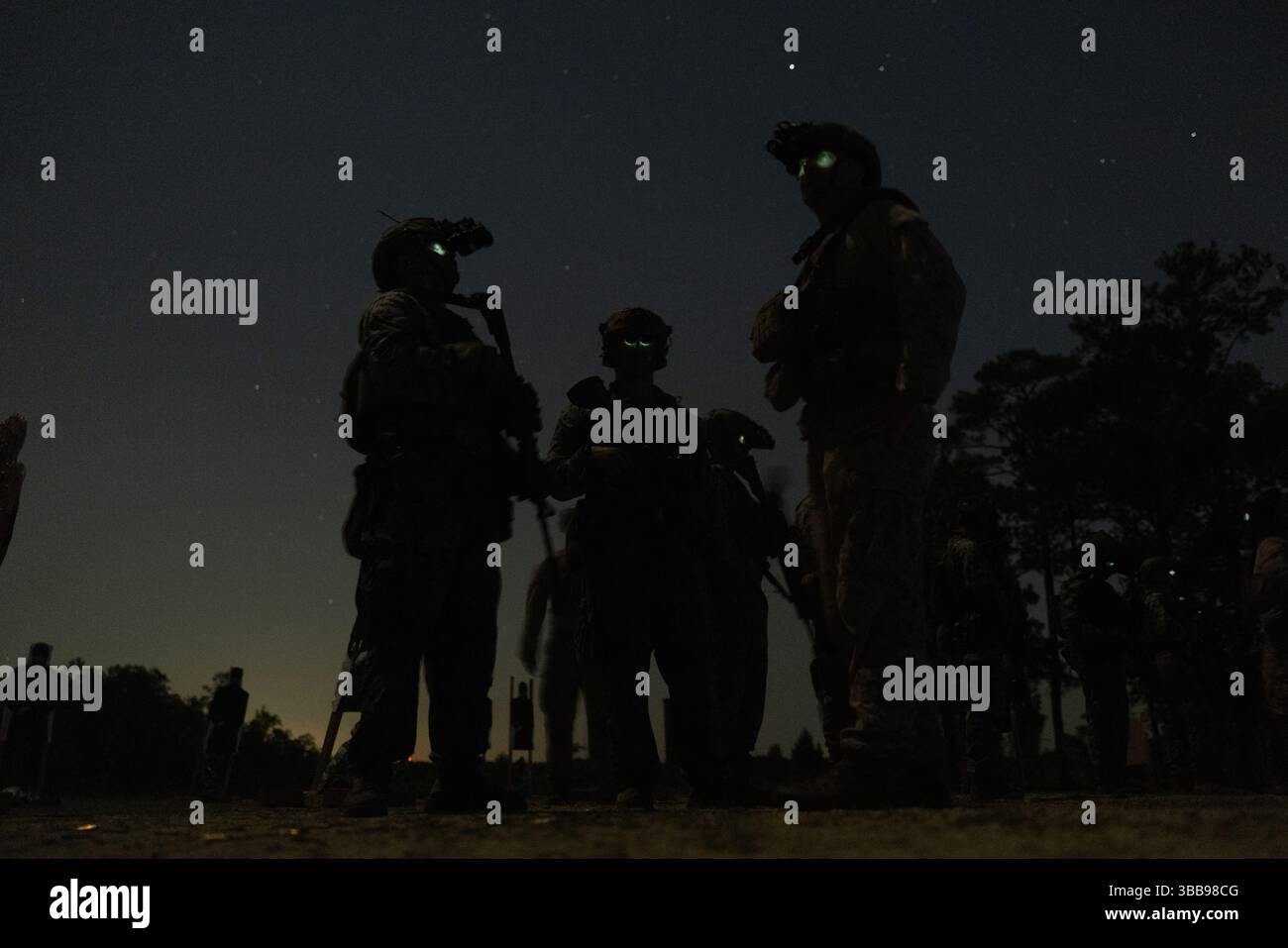 U.S. Marines with 2d Battalion, 6th Marine Regiment, 2d Marine Division ...