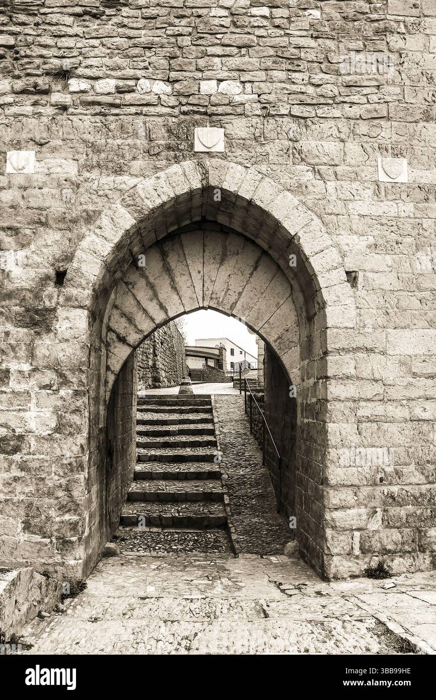 The medieval gate of Portal del Rey Jaume I in the walls of Morella ...