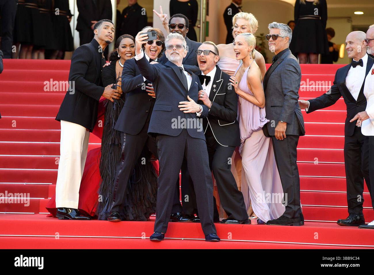 Greg Tarzan Davis, Angela Bassett, Tramell Tillman, Tom Cruise ...