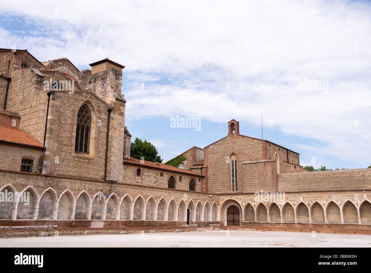 Basilica Cathedral christian catholic Saint-Jean-Baptiste Perpignan ...