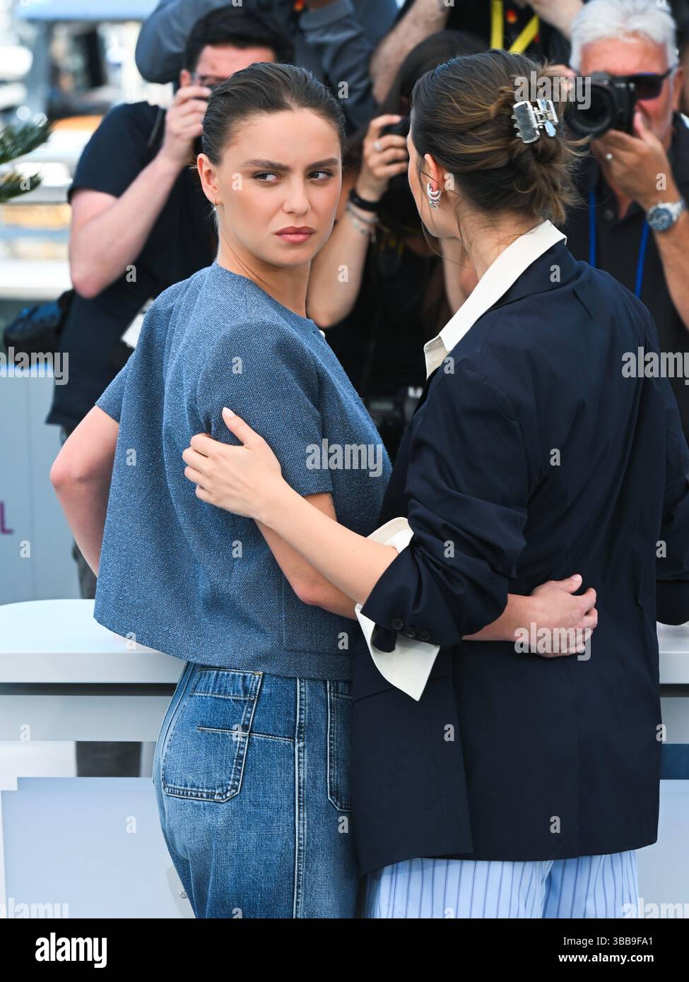 Cannes, France. 15th May, 2025. day 3 - photocall of "Qui Brille au ...
