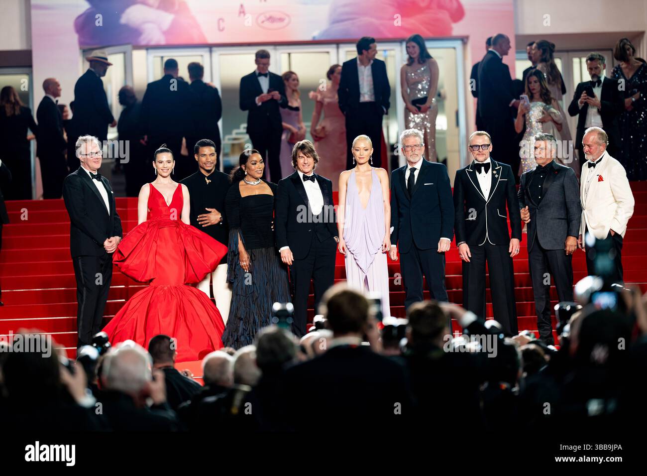 CANNES, FRANCE - MAY 14: (L-R) Eddie Hamilton, Hayley Atwell, Greg ...