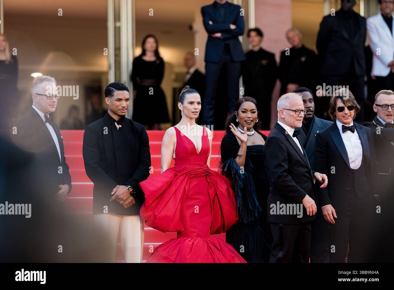 CANNES, FRANCE - MAY 14: (L-R) Eddie Hamilton, Hayley Atwell, Greg ...