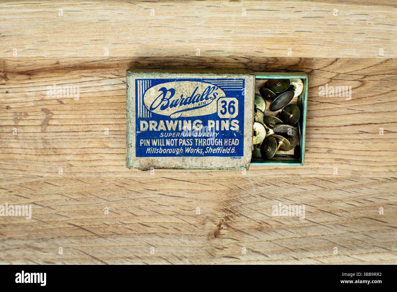 Vintage Burdall’s drawing pins in original box from Sheffield, England ...