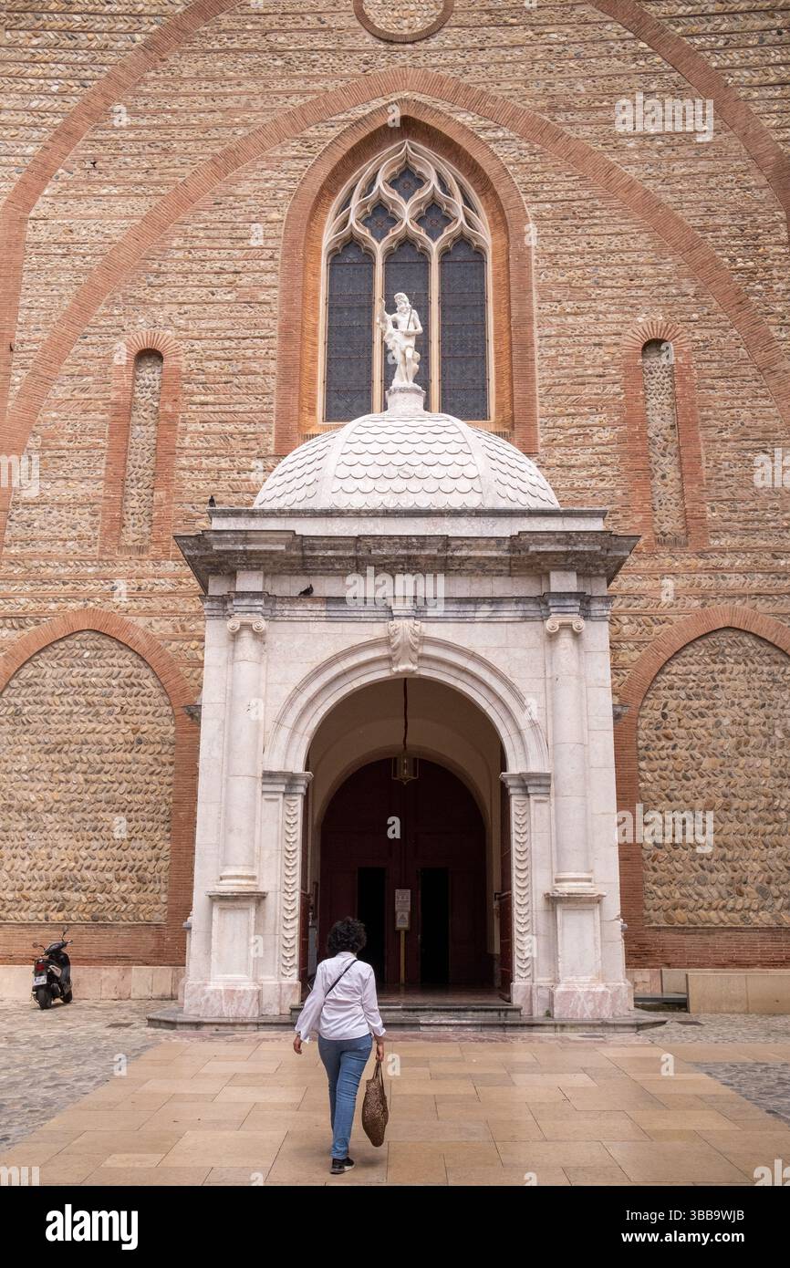 Basilica Cathedral christian catholic Saint-Jean-Baptiste Perpignan ...