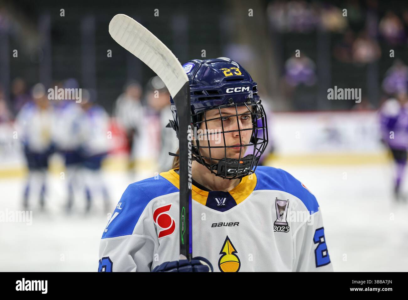 St. Paul, USA. 14th May, 2025. May 14th, 2025: Toronto Sceptres defender Megan Carter (23) looks ...