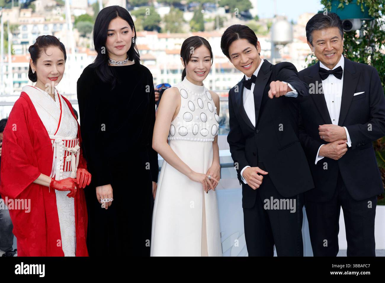 Yo Yoshida, Camilla Aiko, Suzu Hirose, Kouhei Matsushita und Tomokazu ...