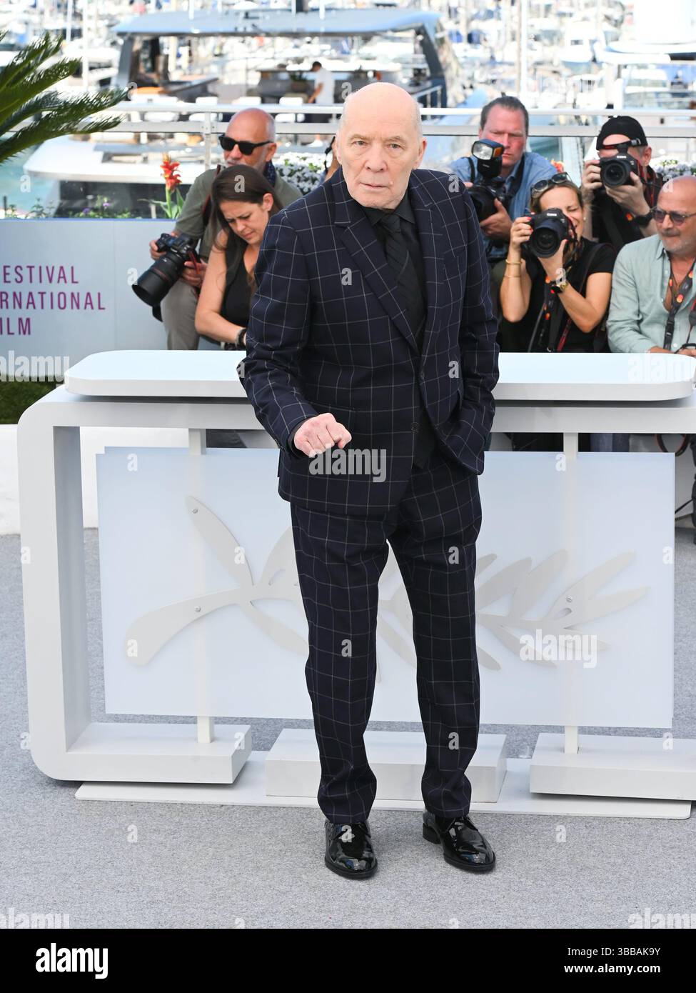 Cannes, France. 15th May, 2025. day 3 - Photocall of the film "Two ...