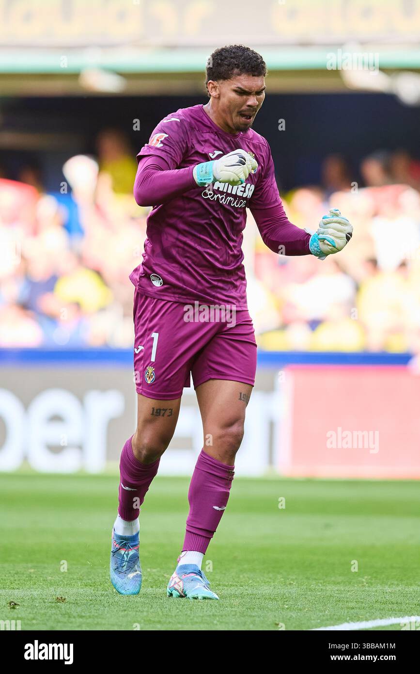Villarreal, Spain. 14th May, 2025. VILLARREAL, SPAIN - MAY 14: Luiz Junior Goalkeeper of ...