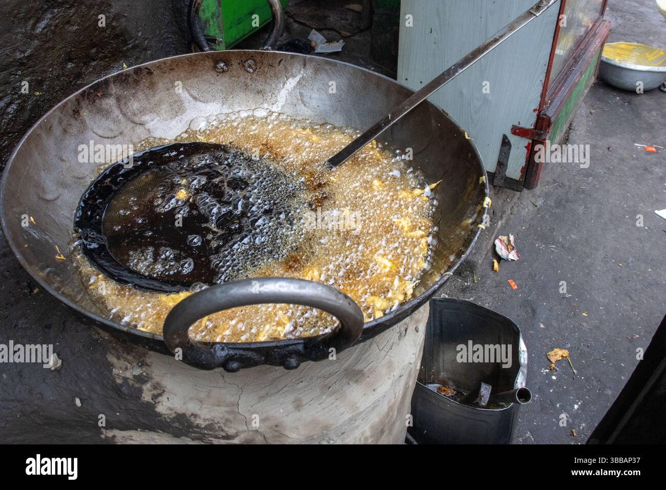 fried dumplings made on the street in Kolkata, West Bengal, India Stock ...