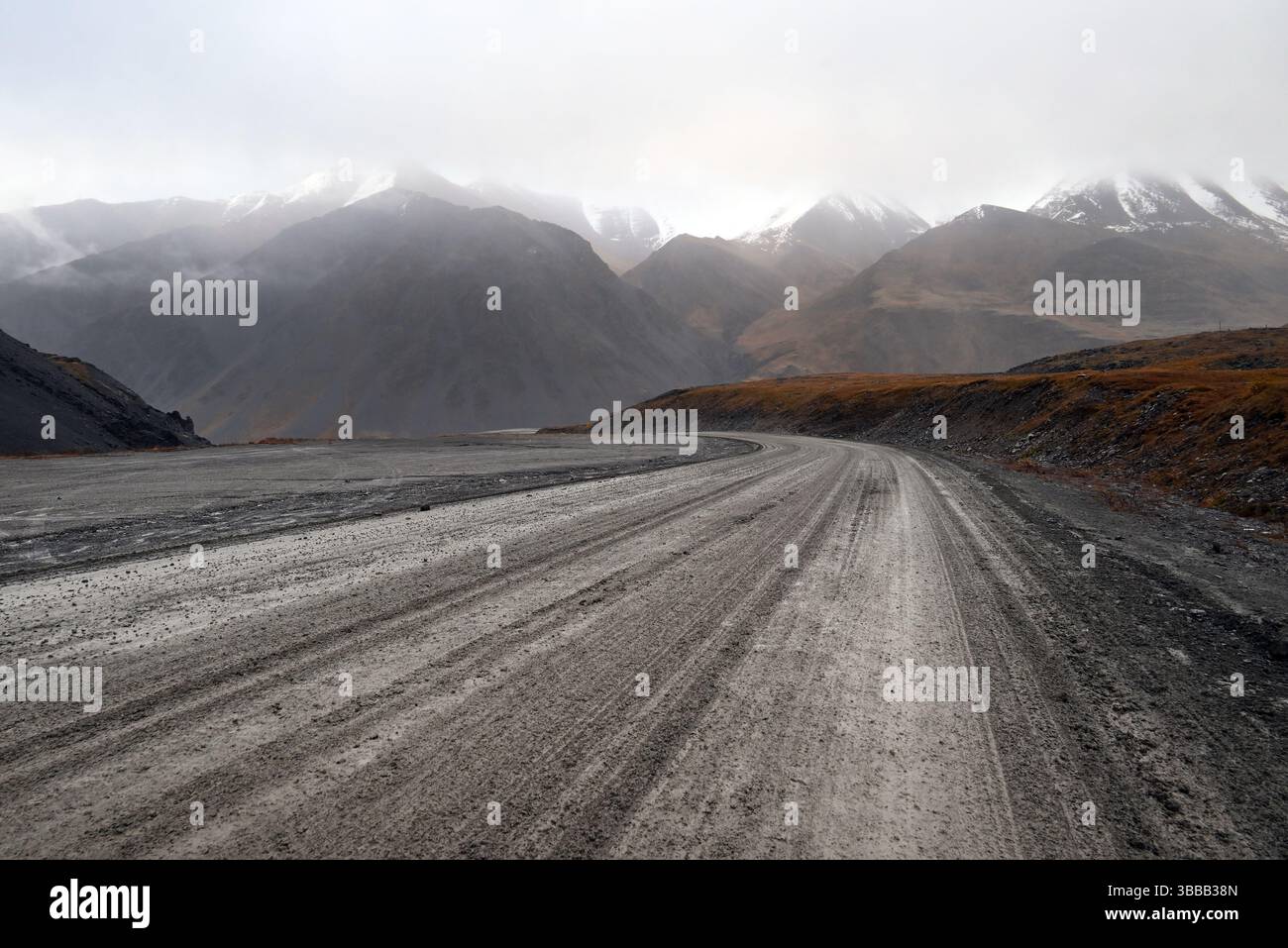 The Dalton Highway while it goes through the Atigun Pass in Alaska, USA ...