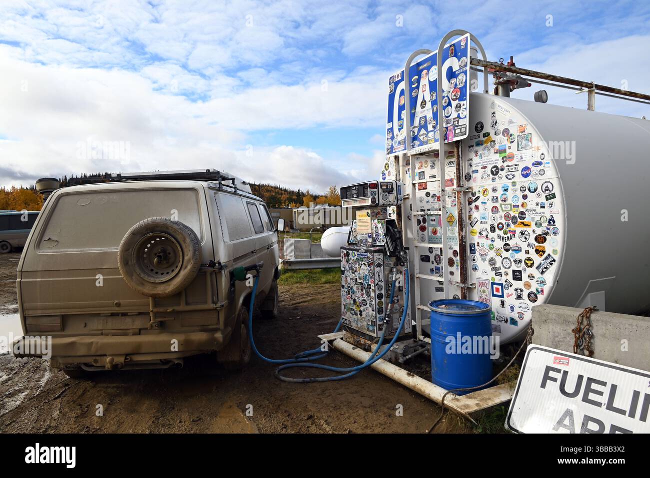A van is refueling at the gas station in Yukon River Camp, Alaska Stock ...