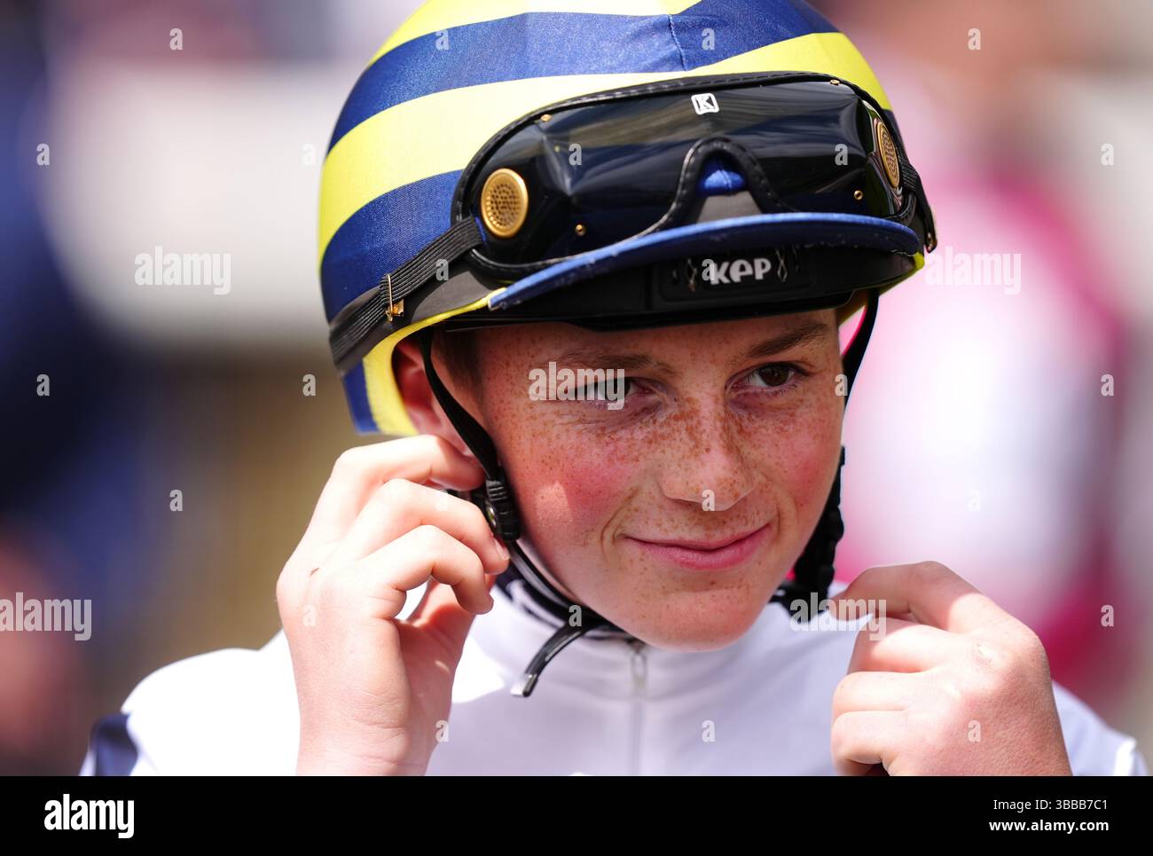 York races warren fentiman hi-res stock photography and images - Alamy