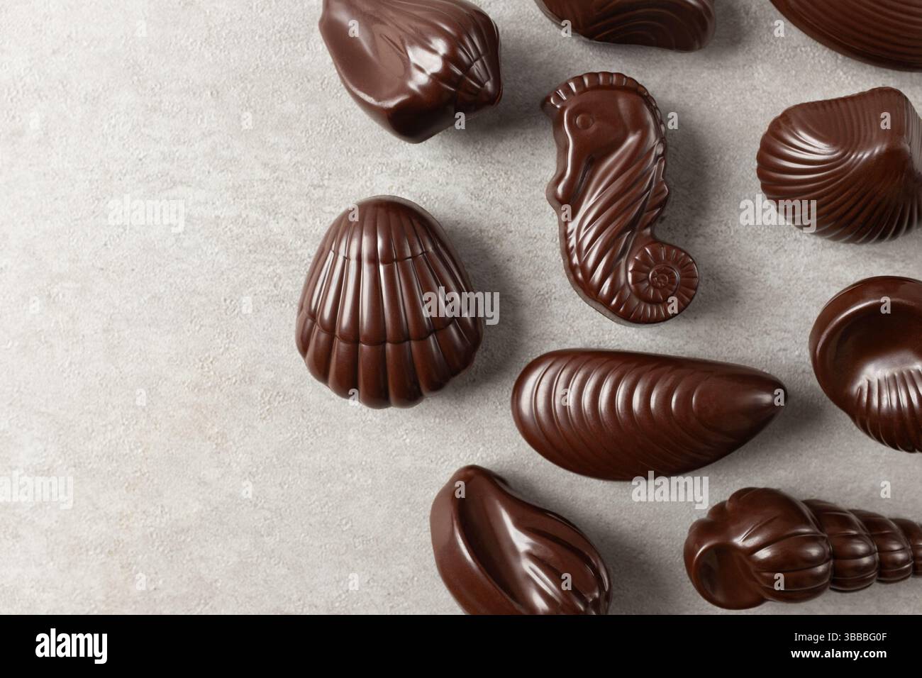 Belgian chocolate seashells hi-res stock photography and images - Alamy