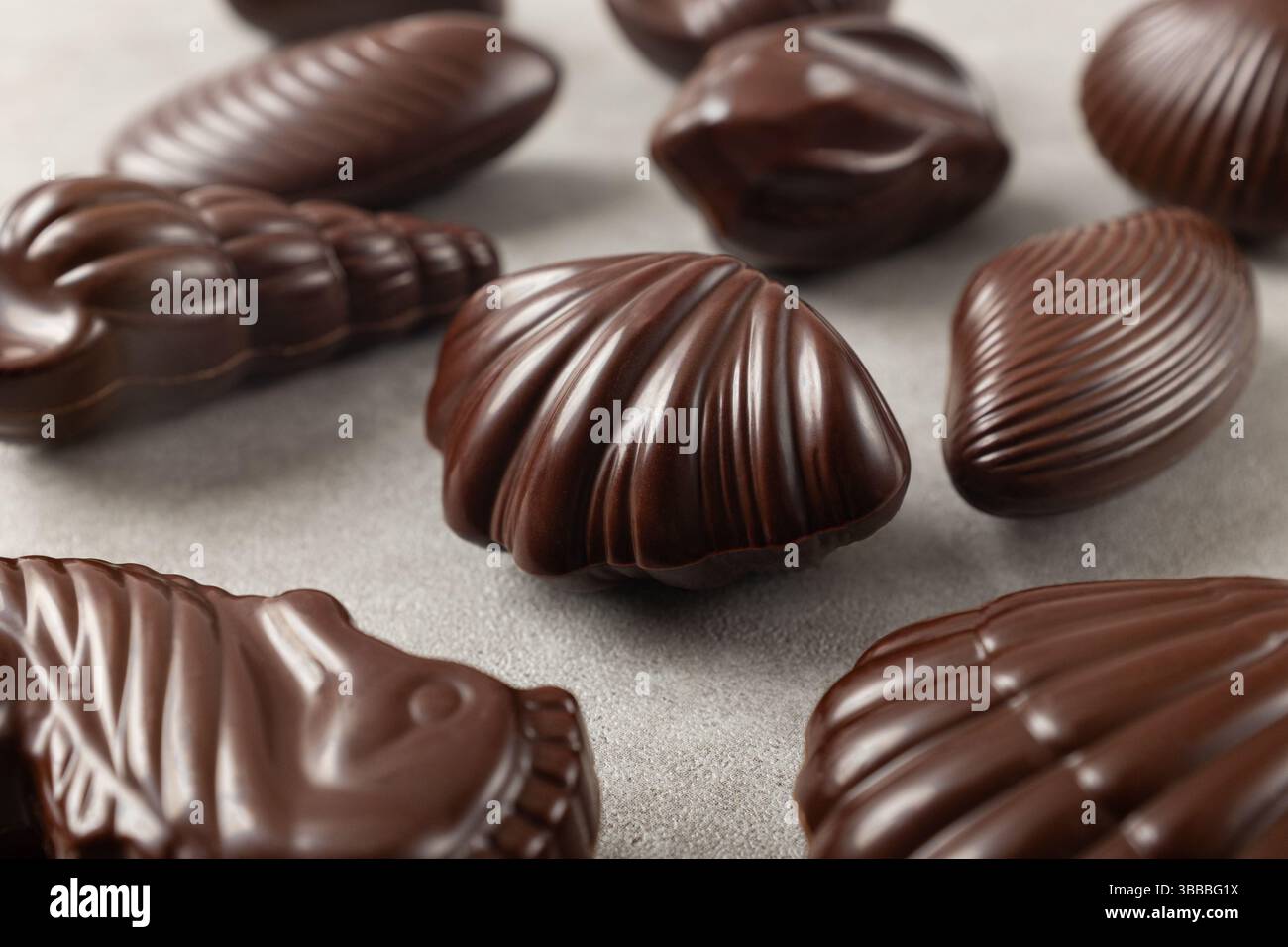 Belgian chocolate seashells hi-res stock photography and images - Alamy