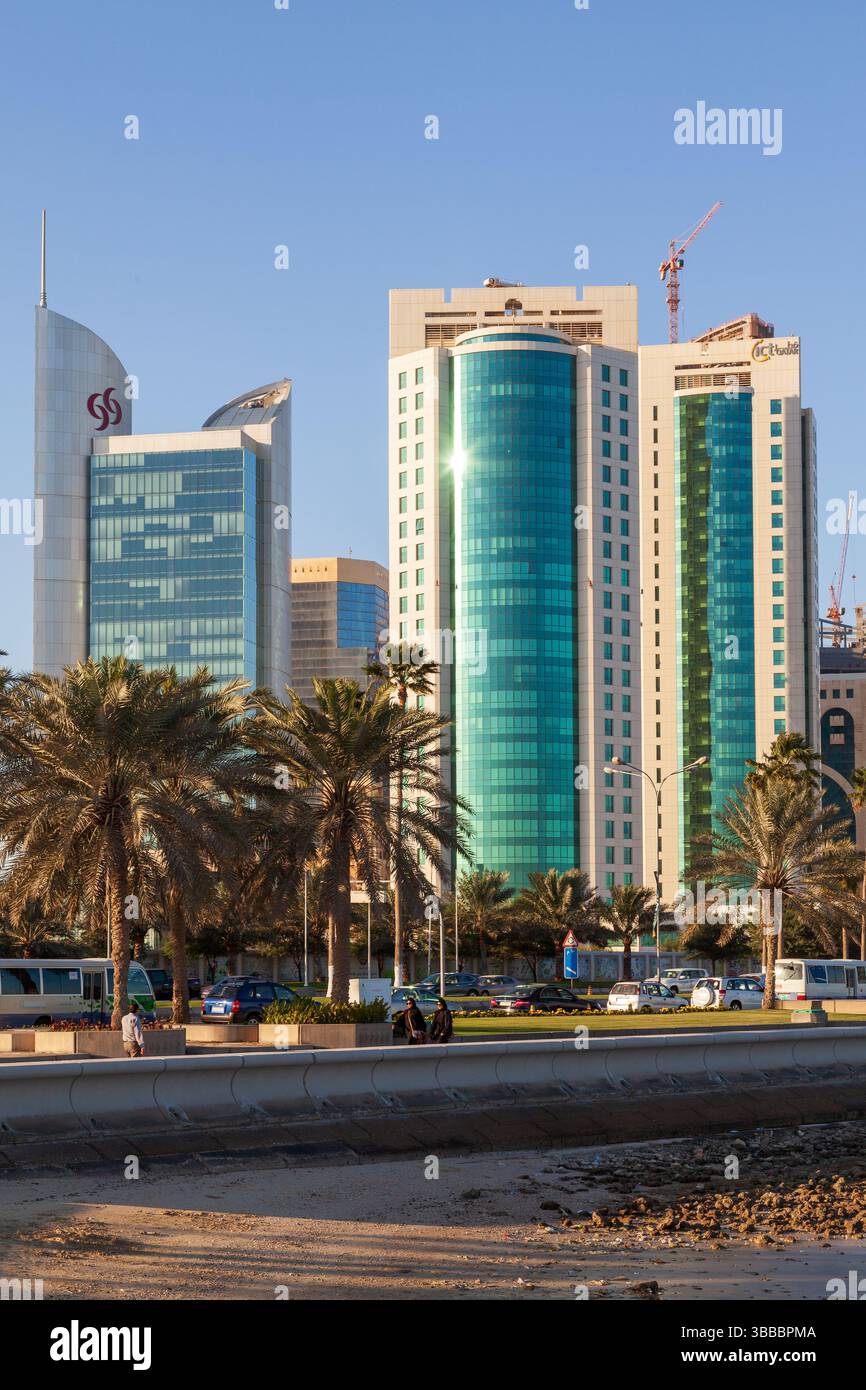 Al nasr twin tower hi-res stock photography and images - Alamy