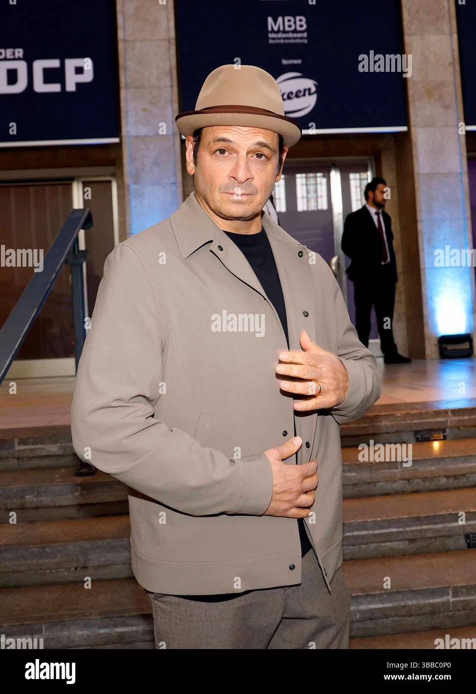 Kaya Yanar beim Deutschen Computerspielpreis 2025. *** Kaya Yanar at ...