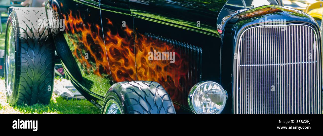 Hot rod flames hi-res stock photography and images - Alamy