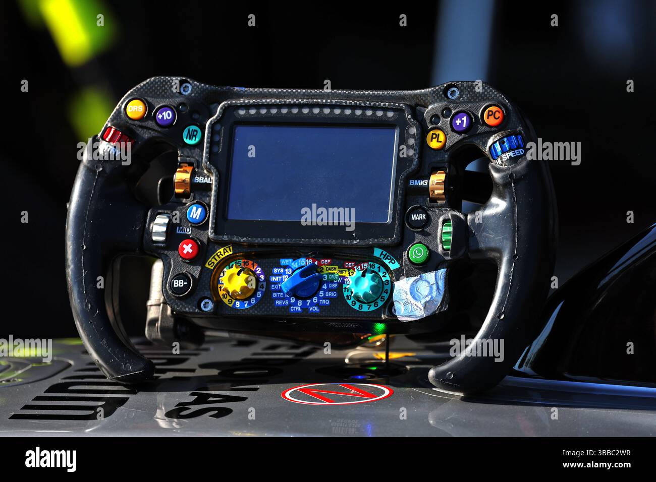 F1 steering wheel 2025 hi-res stock photography and images - Alamy