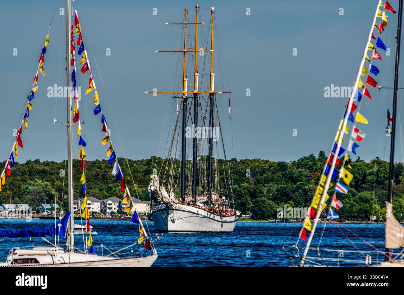 Ships flags flying against the sky hi-res stock photography and images ...