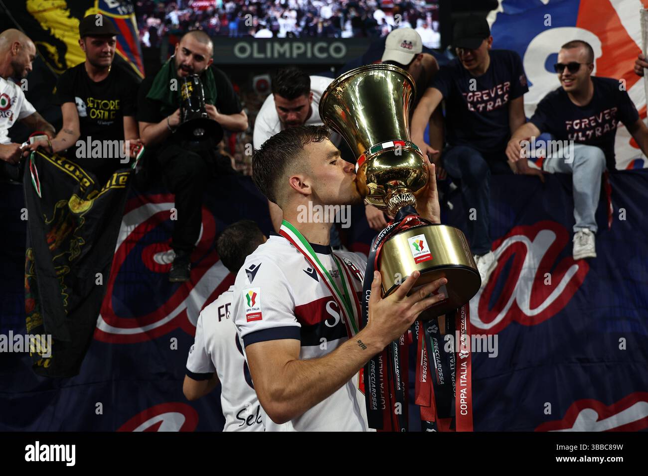 Thijs Dallinga (Bologna) ; during the Italy Cup Final match between ...