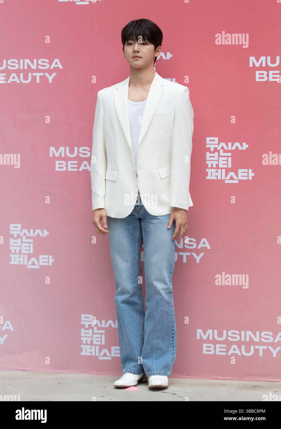 15 May 2025 – Seoul, South Korea: South Korean singer Park Do-ha ...
