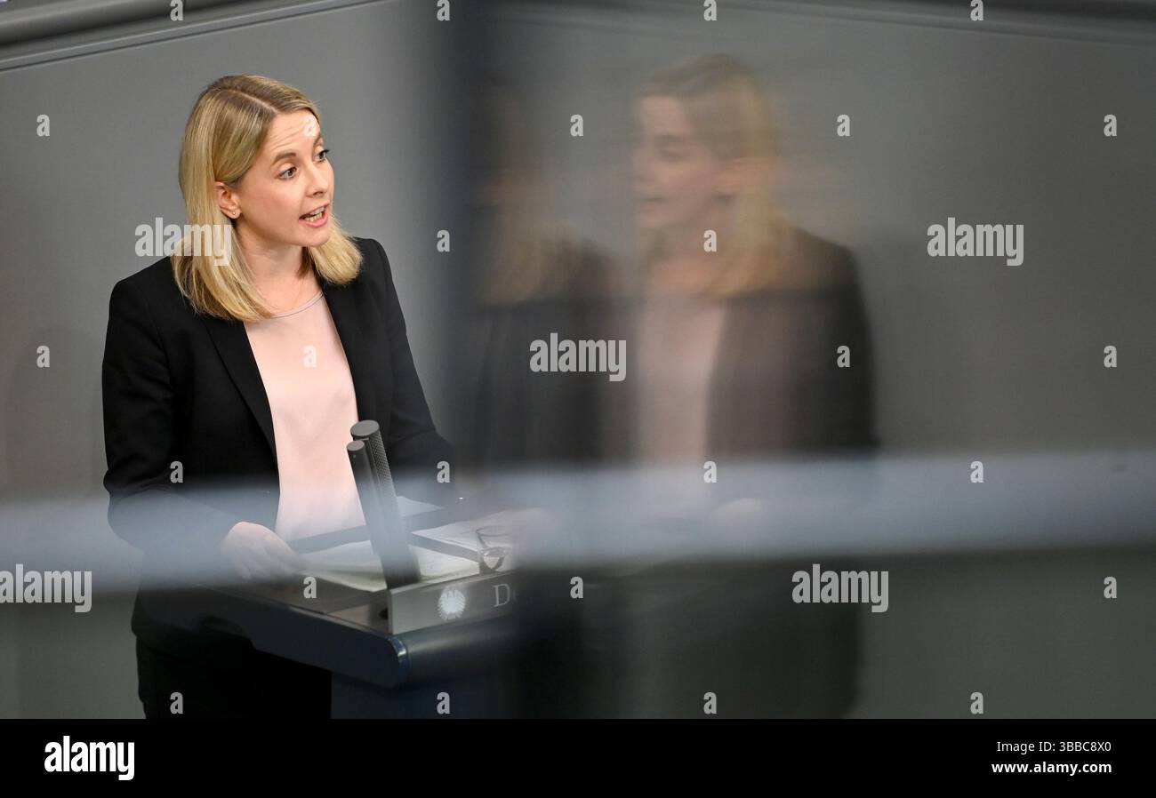 Berlin, Germany. 15th May, 2025. Verena Hubertz (SPD), Federal Minister ...