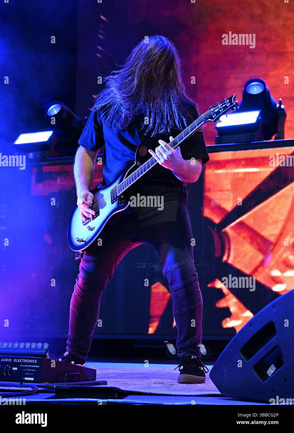 West Palm Beach, FL, USA. 14th May, 2025. Staind performs during the ...