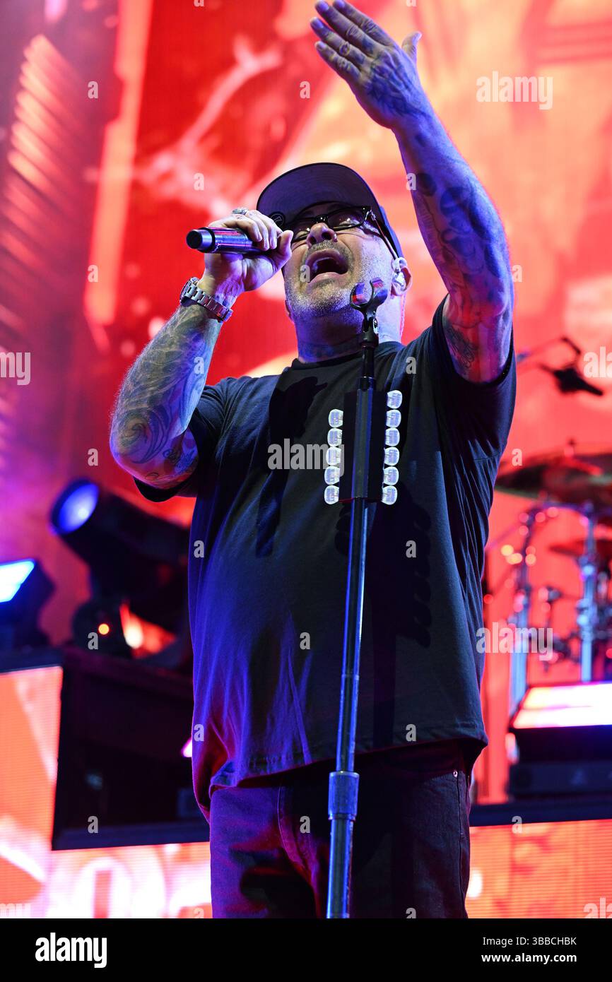 West Palm Beach, FL, USA. 14th May, 2025. Staind performs during the ...