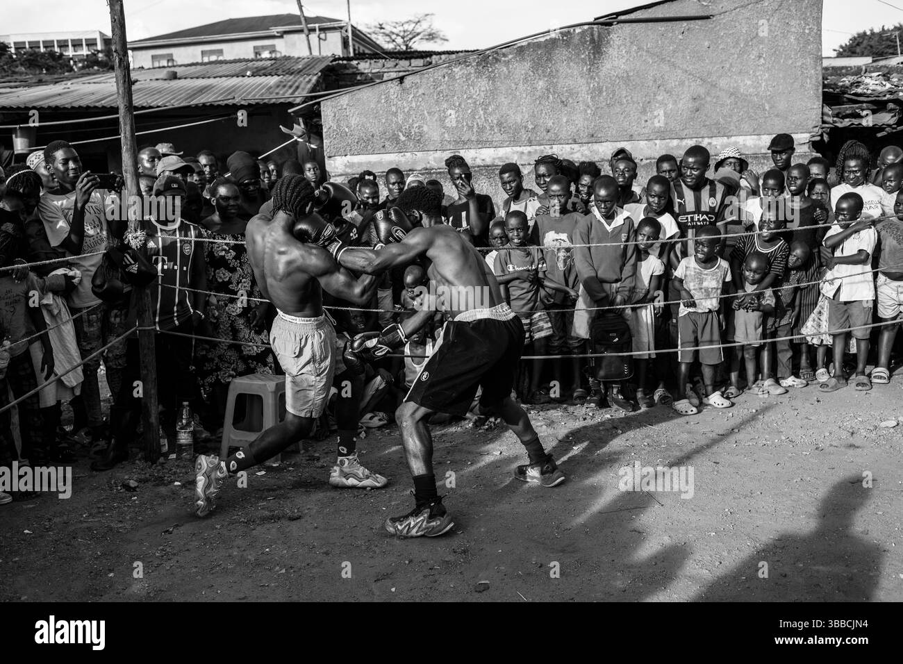 Women boxing fight Black and White Stock Photos & Images - Alamy