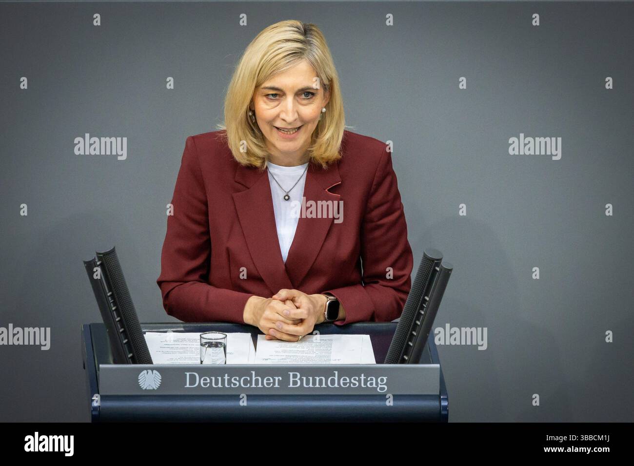 Berlin, Deutschland. 15th May, 2025. Nina Warken (CDU), Federal ...